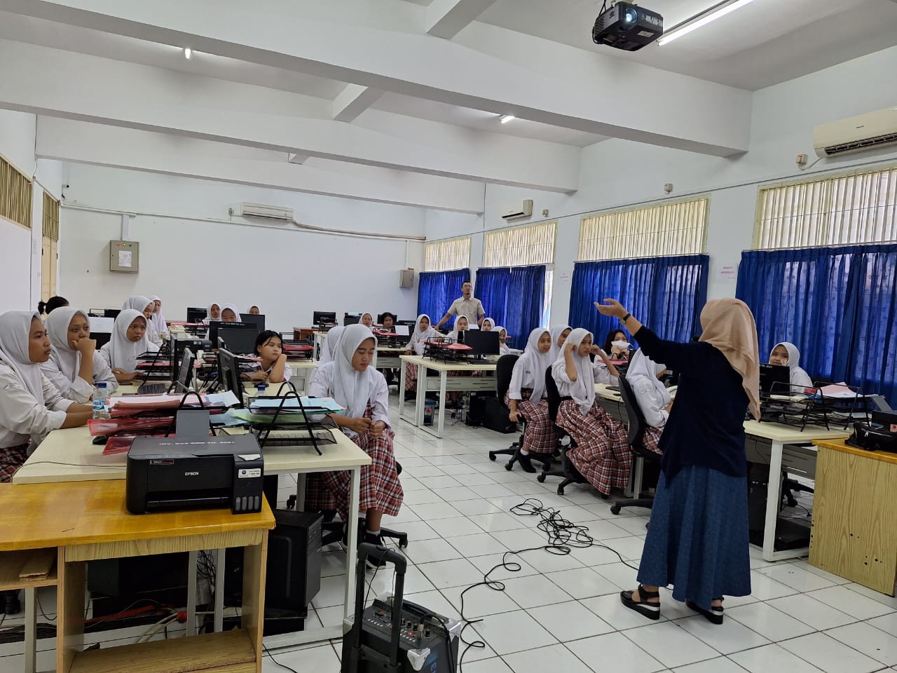 Teaching & Learning – Ilmu Komunikasi